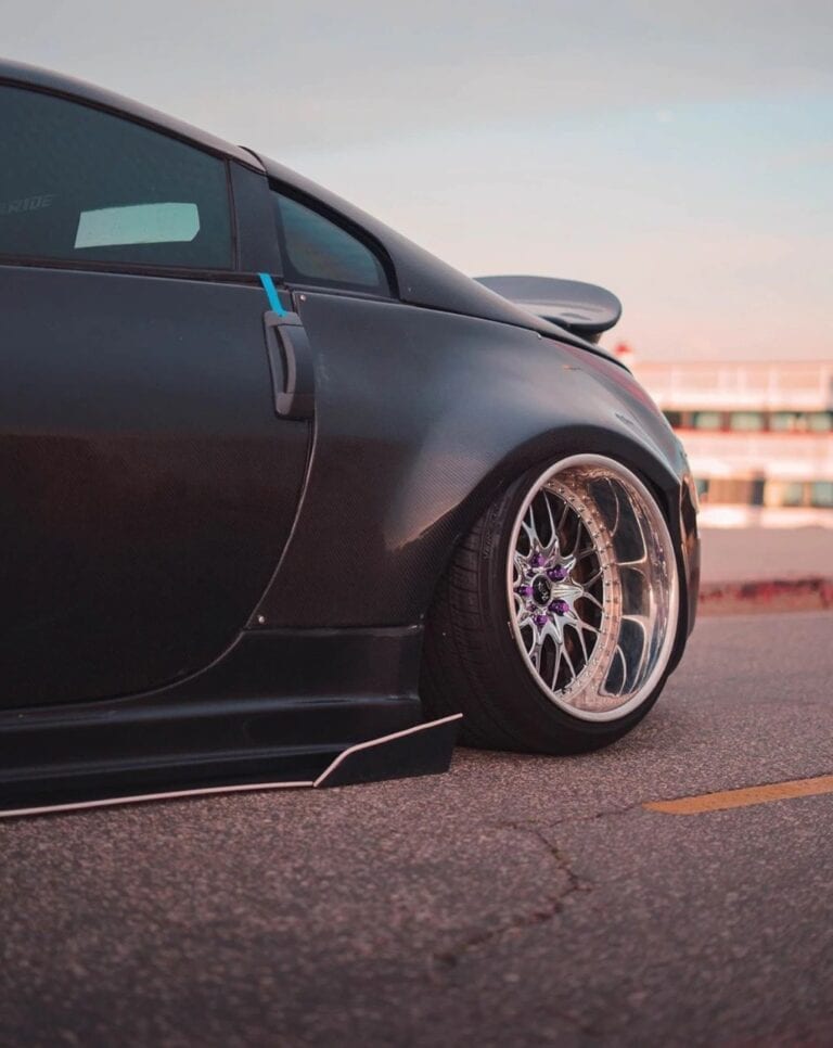 350Z V2 Wide Body Kit – Hyper Hive