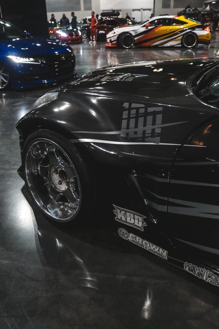 350Z V2 Wide Body Kit – Hyper Hive