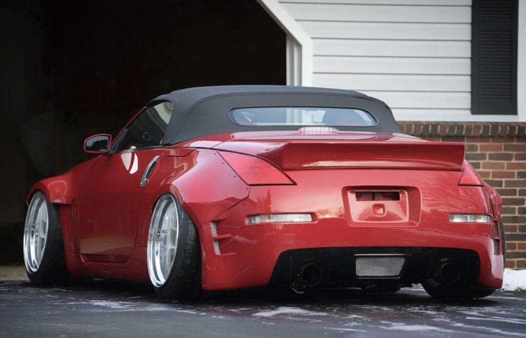 350Z V2 Wide Body Kit – Hyper Hive