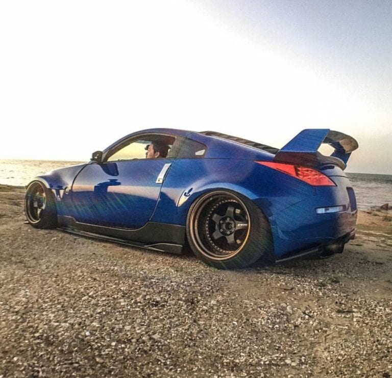 350Z V2 Wide Body Kit – Hyper Hive
